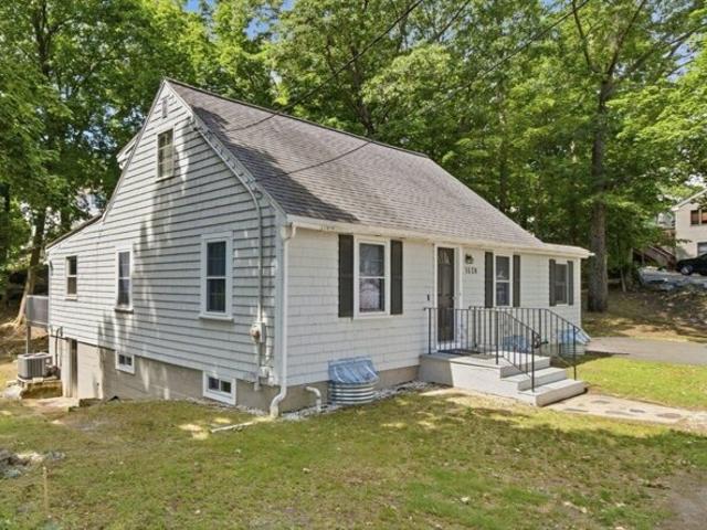r Green St, Stoneham, Home For Sale
