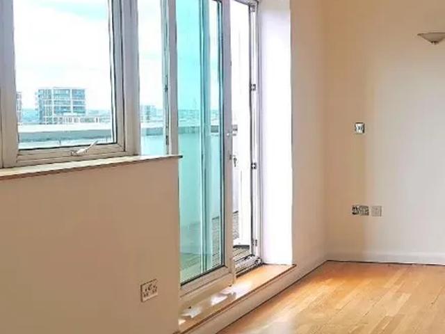 R&H Halal Meat Market, 10B Greens End, London, SE18 6HX, United Kingdom | 2 bed house for rent #167710955 | Rentberry