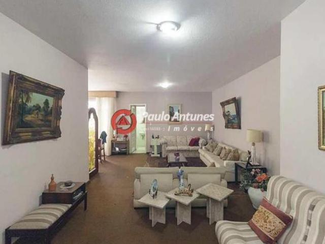 R. Itacolomi, 3 quartos R$ 1.650.000,00 162,38m² Código: 10765