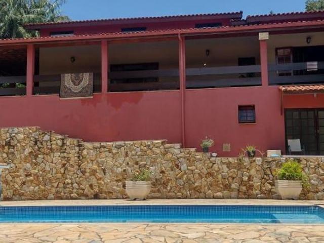 R LINDA CASA DE CAMPO EM SANTA ISABEL VISTA PARA REPRESA CASA INCRIVEL ACABMENTO
