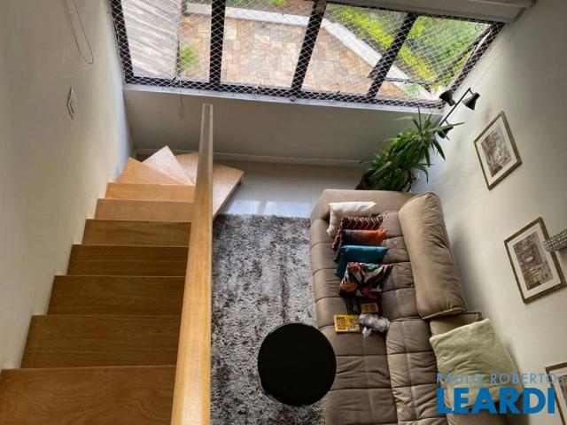 Flat Loft