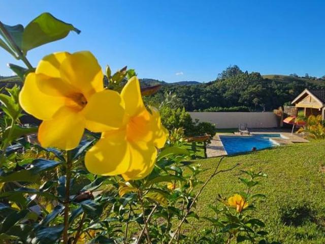 R PRÓXIMO A SÃO PAULO LINDA CHACARA COMPLETA EM SANTA ISABEL