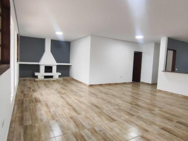 R VENDO LINDA CHACARA FACIL ACESSO A GUARULHOS COM 40 MIL METROS