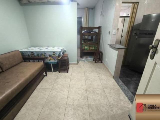 R$ 240 mil Kitnet prédio frente mar