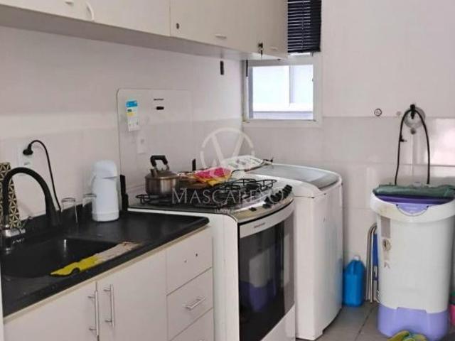 R$ 399.000 BAIRRO CINQUENTENÁRIO Apartamento com suíte, terraço e 2 vagas