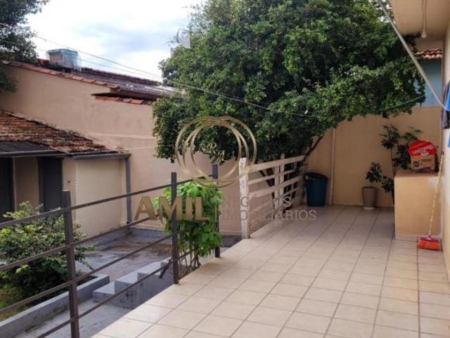 RA AMIL Venda Casa Térrea de 300m² com Edícula, 03 Quartos na Vila Industrial São José dos Campos