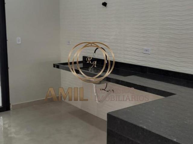 RA Amil Vende Casa 3 Quartos, 1 Suíte, 79,54 m² de área construída, Portal Santa Inês