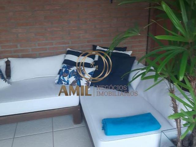 Ra Amil vende, casa sobrado, 4 Quartos sendo 2 suítes, 258m², Espaço gourmet com Piscina, Cond. Jard