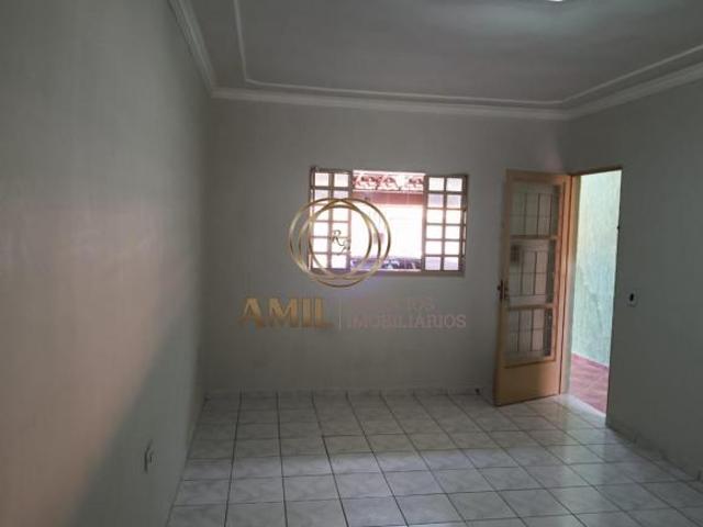 RA Amil Vende Casa sobrado, com 03 quartos sendo 01 suíte, Piscina, 180m², na Vila Tatetuba em São