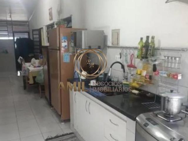 RA Amil vende, Casa térrea, 3 Quartos, com Edícula, 250m², Bairro Cidade Vista Verde