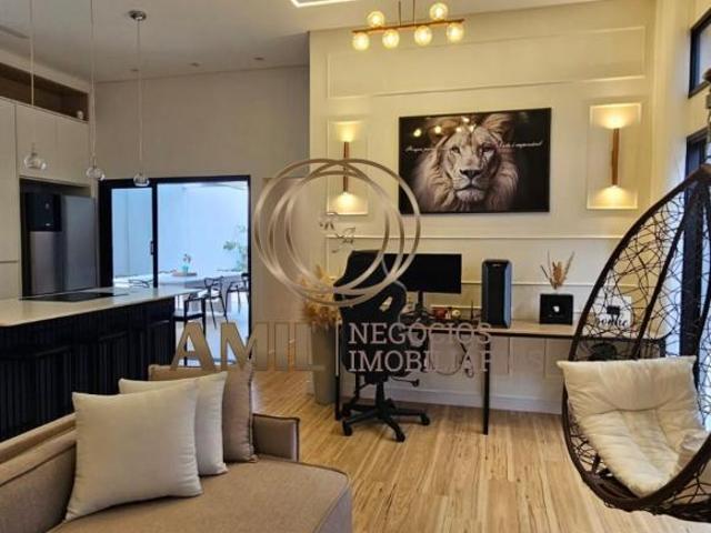 RA AMIL vende Casa Térrea, 3 quartos sendo 1 suíte, 250m² terreno e 133m² construído, Condomínio Mal