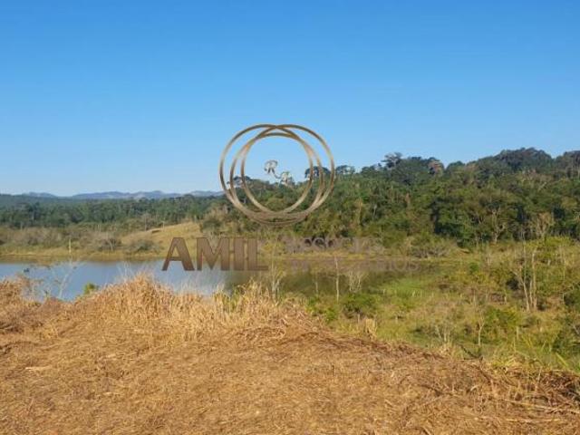 RA AMIL VENDE SE Terreno 660m², Condomínio Borda do Lago, Caçapava, SP