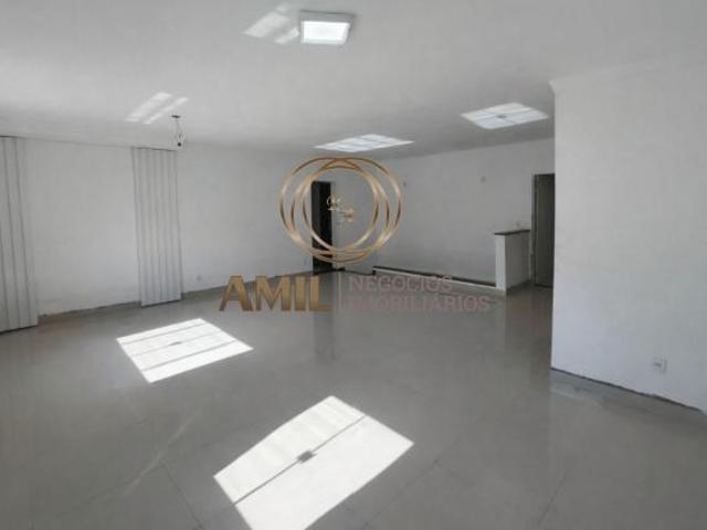 RA AMIL VENDE SOBRADO, 6 DORMITÓRIOS, 3 SUÍTES, PISCINA, 3 SALAS, JD ESPLANADA, São José dos Campos
