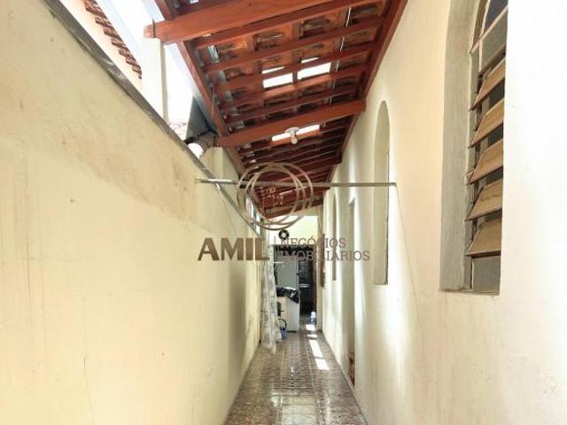 RA AMIL vende Sobrado com 335 m²A/C, no Parque Industrial, zona Sul, São José dos Campos
