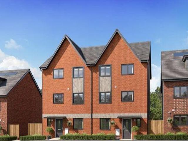 Rambouillet Drive, Watling Street, 4 Bedroom House
