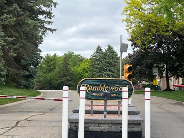 Ramblewood Club Dr