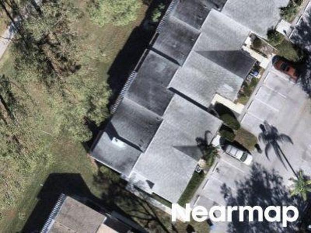 Rambling Vine Dr W