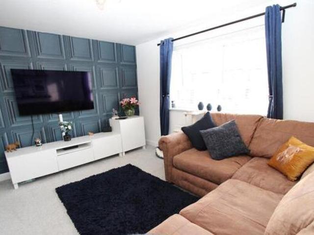 Rambling Walk, Clayton, 4 Bedroom Semi detached