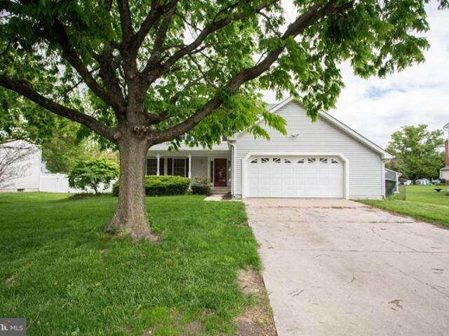 Rambling Rd, Lumberton, Home For Sale
