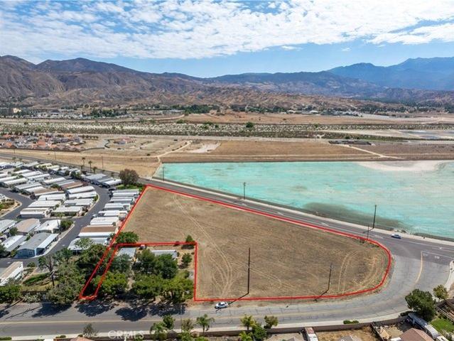 Ramona Expy, San Jacinto, CA 92583