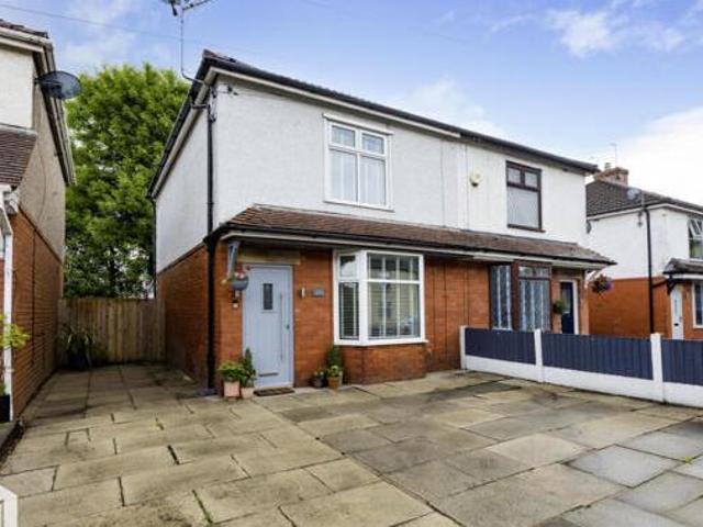 Ramsbottom, Bolton Road West, Bury, 2 Bedroom Semi detached