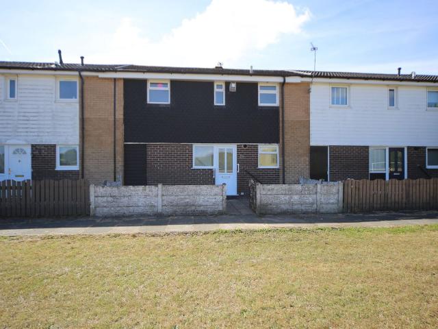 Ramsden Close, Wigan WN3, 2 bed terraced house to rent, £825 pcm | PrimeLocation
