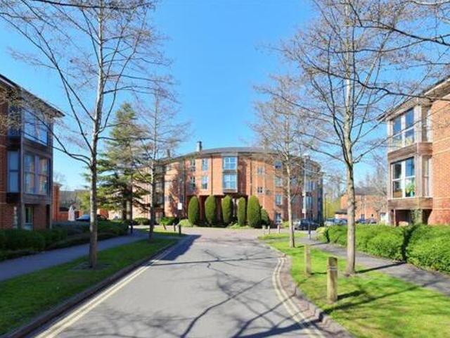 Ramsey House, St. Johns Walk, 2 Bedroom Apartment