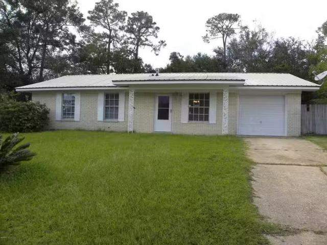 Ranch, Traditional, Single Family Residence D'Iberville, MS.