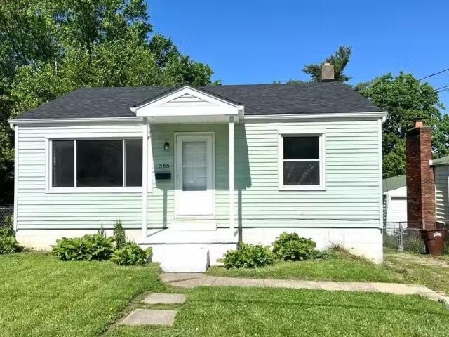 Ranch, Traditional, Single Family Residence South Lebanon, O.