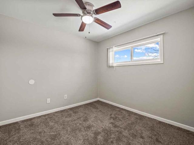 Ranch Apartment Homes in Great Troy Location 2 Bedroom Apartment for Rent at 1071 Rochester Rd, Troy, MI 48083