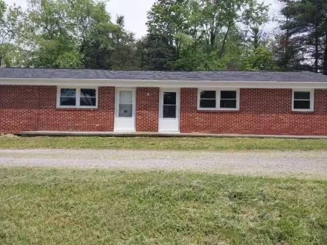 Ranch, Detached Radford, VA 170 Victoria Ln