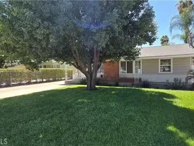 Ranch, Duplex Riverside, CA 3550 Washington St