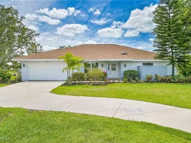 Ranch, One Story, Single Family Residence Bonita Springs, FL.