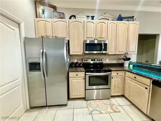 Ranch, One Story, Single Family Residence Lehigh Acres, FL.