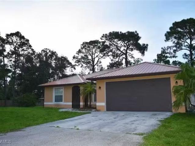 Ranch, One Story, Single Family Residence Naples, FL 3591 1.
