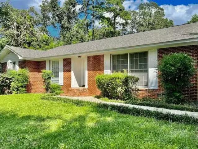 Ranch, One Story, Single Family Residence Tallahassee, FL 1.