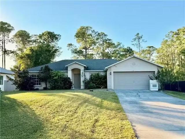 Ranch, Single Family Residence NAPLES, FL 4575 16th St Ne