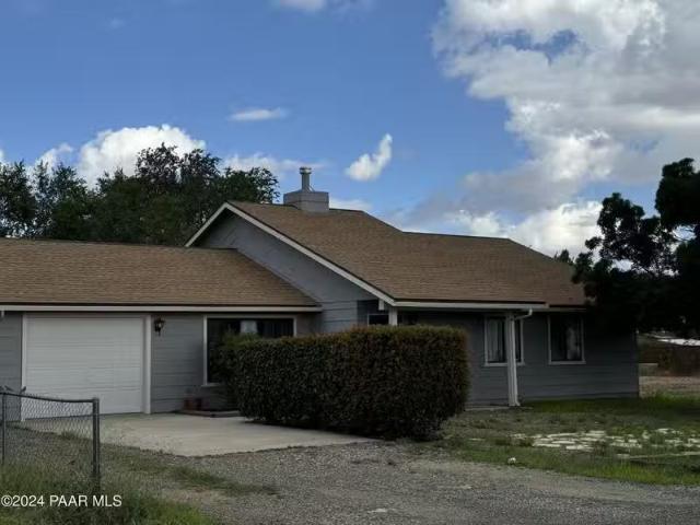 Ranch, Site Built Single Family Prescott Valley, AZ 2850 N.
