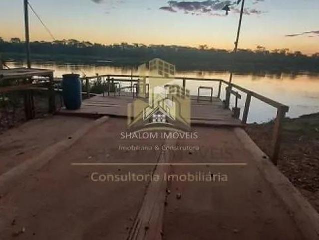 Rancho à venda em Três Marias com 3000m² na margem do Rio São Francisco