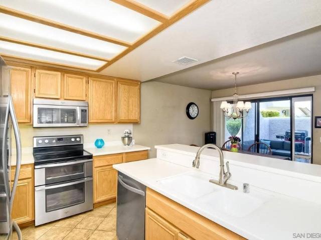 Rancho Bernardo Rm $1,400 or 1,800
