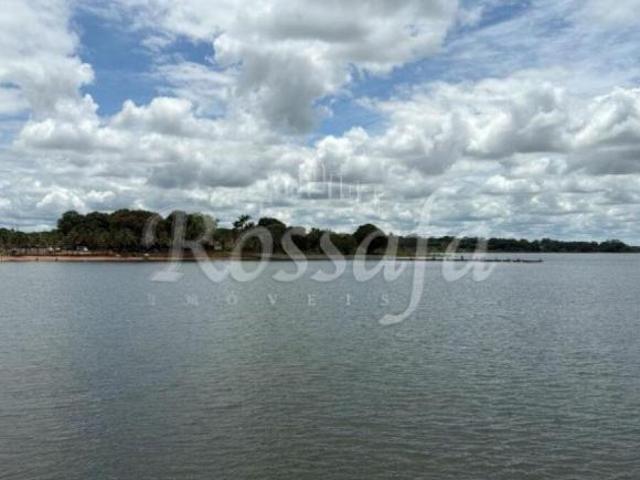 Rancho em Rubinéia/SP