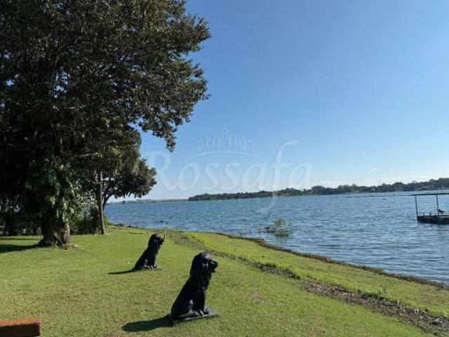 Rancho em Três Fronteiras/SP