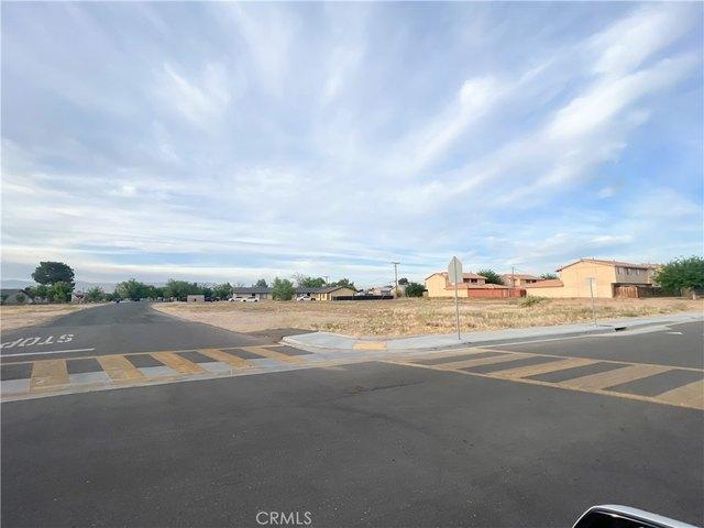 Rancherias Rd, Apple Valley, CA 92308