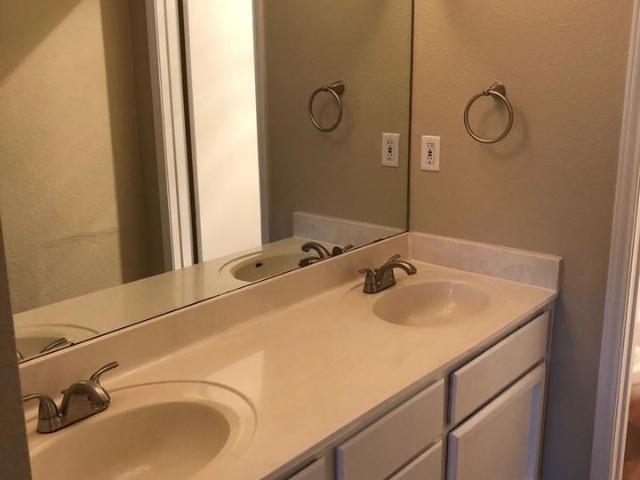 Ranchstone Garden Homes 3 Bedroom Apartment for Rent at 11600 Argonne Forest Trl, Jollyville, TX 78759 Northwest Austin
