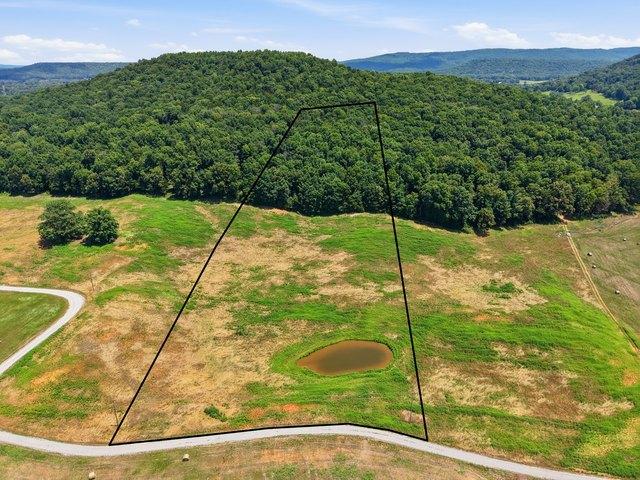 Ranchside Ct, Rock Island, TN 38581