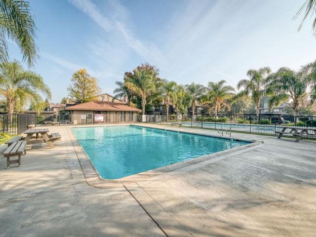 Ranchwood Condos 1 Bedroom Apartment for Rent at 4860 E Lane Ave, Sunnyside, CA 93727 Sunnyside