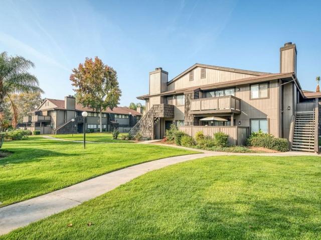 Ranchwood Condos 1 Bedroom Apartment for Rent at 4860 E Lane Ave, Sunnyside, CA 93727 Sunnyside