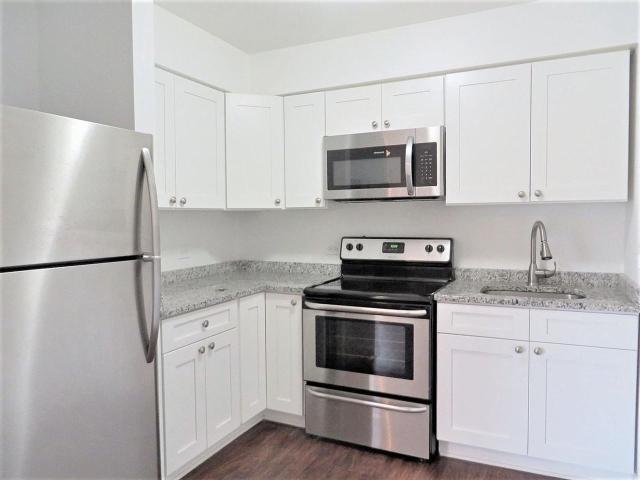 Rand Park Apartments 1 Bedroom Apartment for Rent at 1050 1050 1110 North Wheeling Road, Mt Prospect, IL 60056