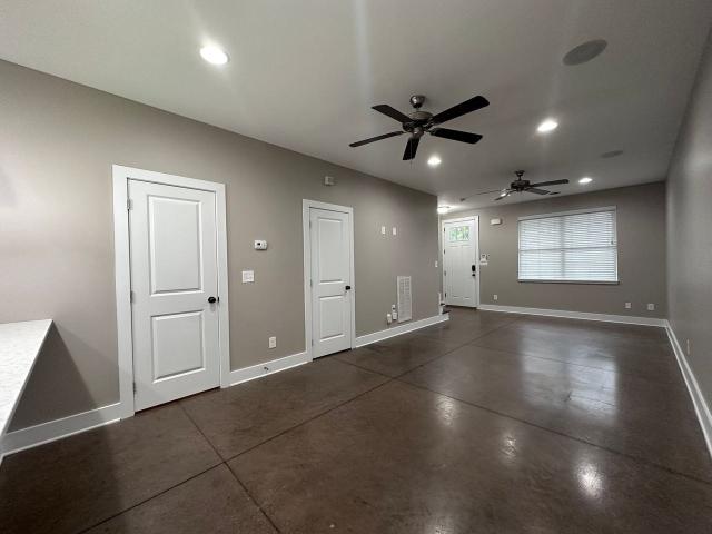 Rand Townhomes 2 Bedroom Apartment for Rent at 425 Sutherland View Way, Knoxville, TN 37919