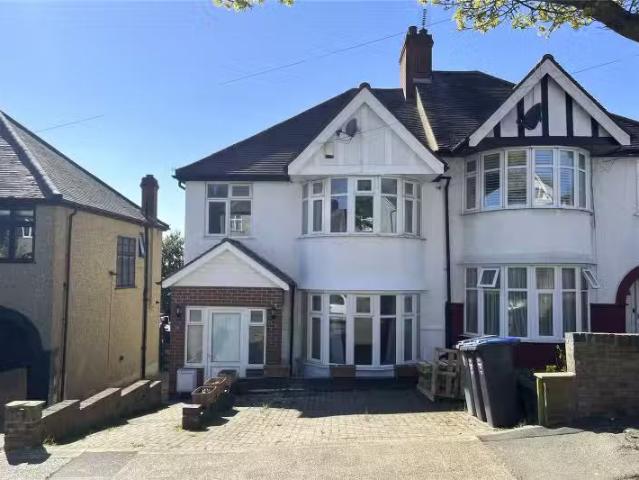 Randall Avenue, London, NW2 7RN